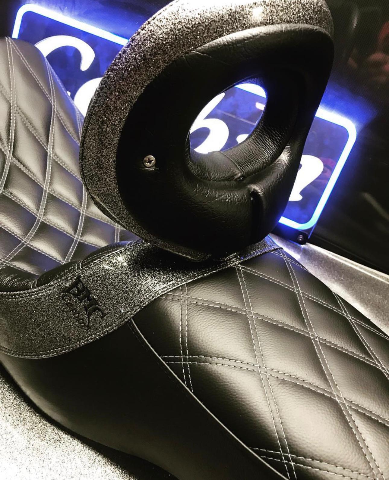 BMC/Corbin Widowmaker Seat - Dyna – BMC Motorcycle Company